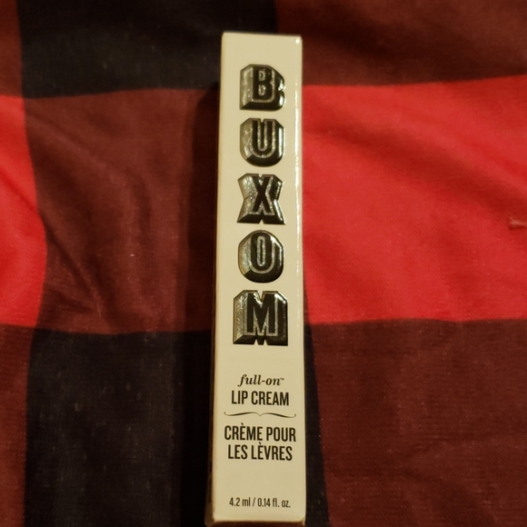 Buxom | Makeup | Buxom Lip Cream | Poshmark